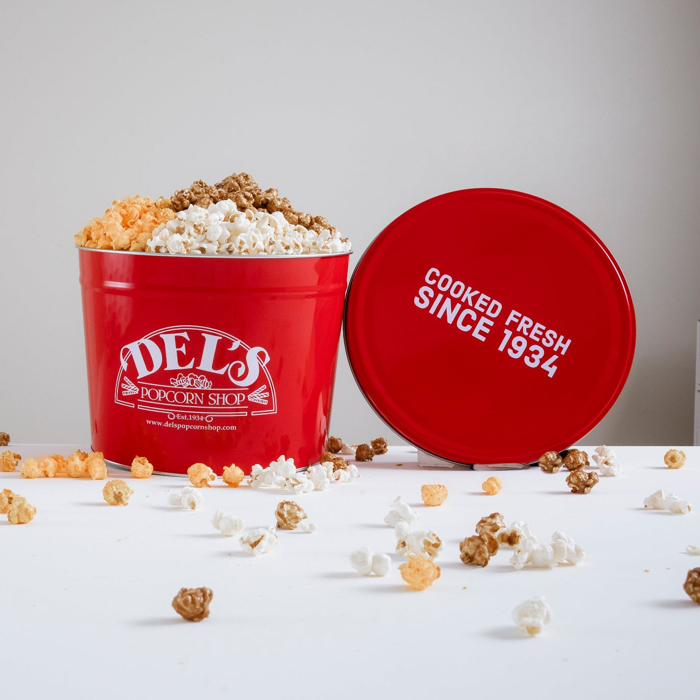 Del's Popcorn Signature 2 Gallon Tin – Del's Popcorn Shop